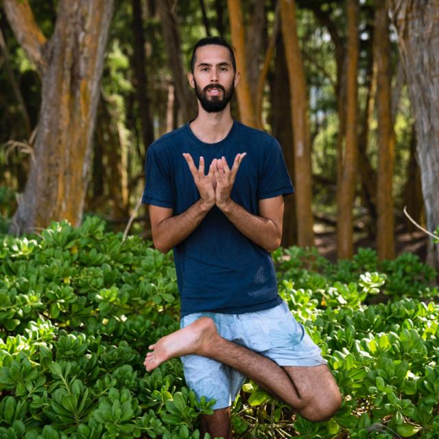 Travis Kā'eo - Yoga Under the Palms Hawaiʻi